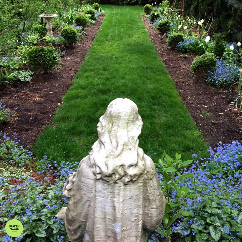 How to Quickly Fix Ugly Areas in Your Garden - Garden Moxie